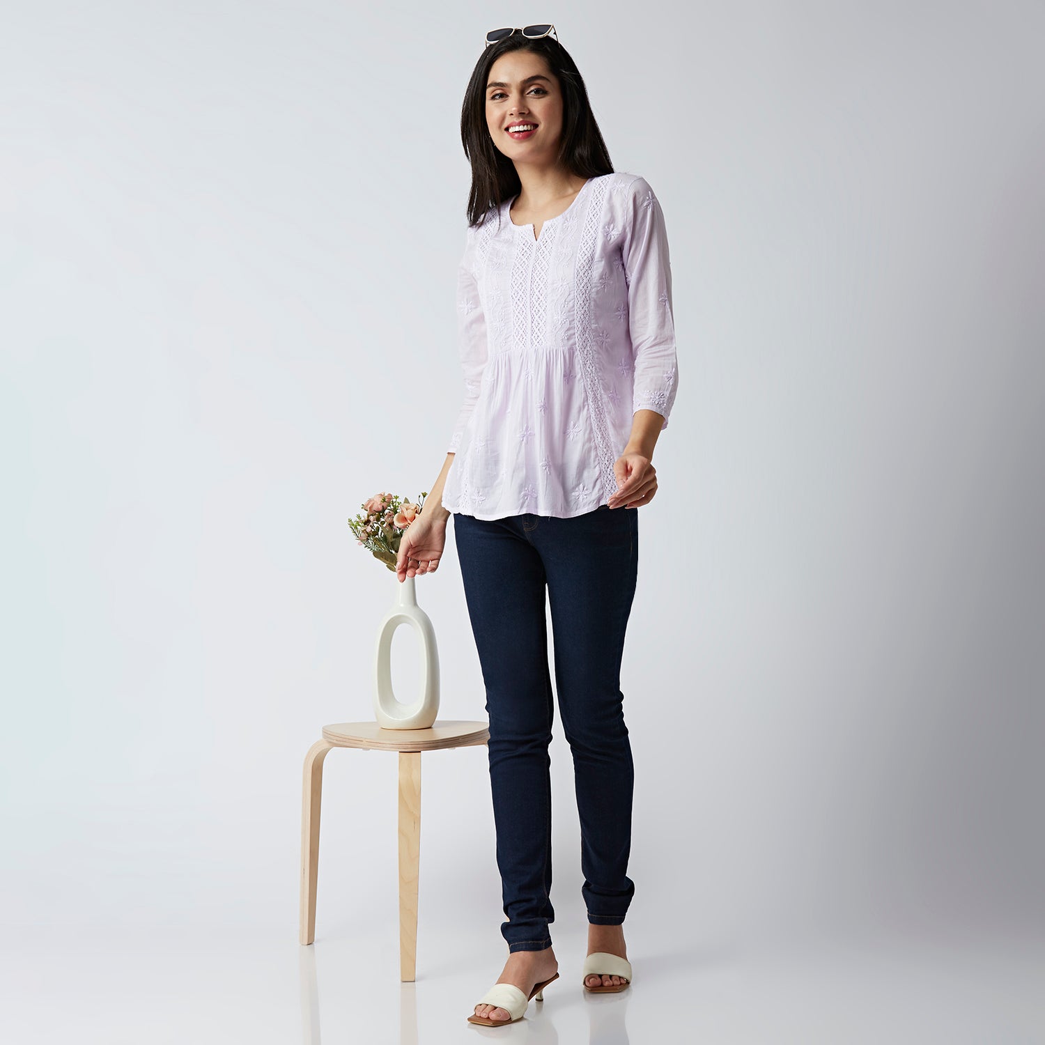 Alma Mul Cotton Chikankari Short Kurti – ETHNICHIK